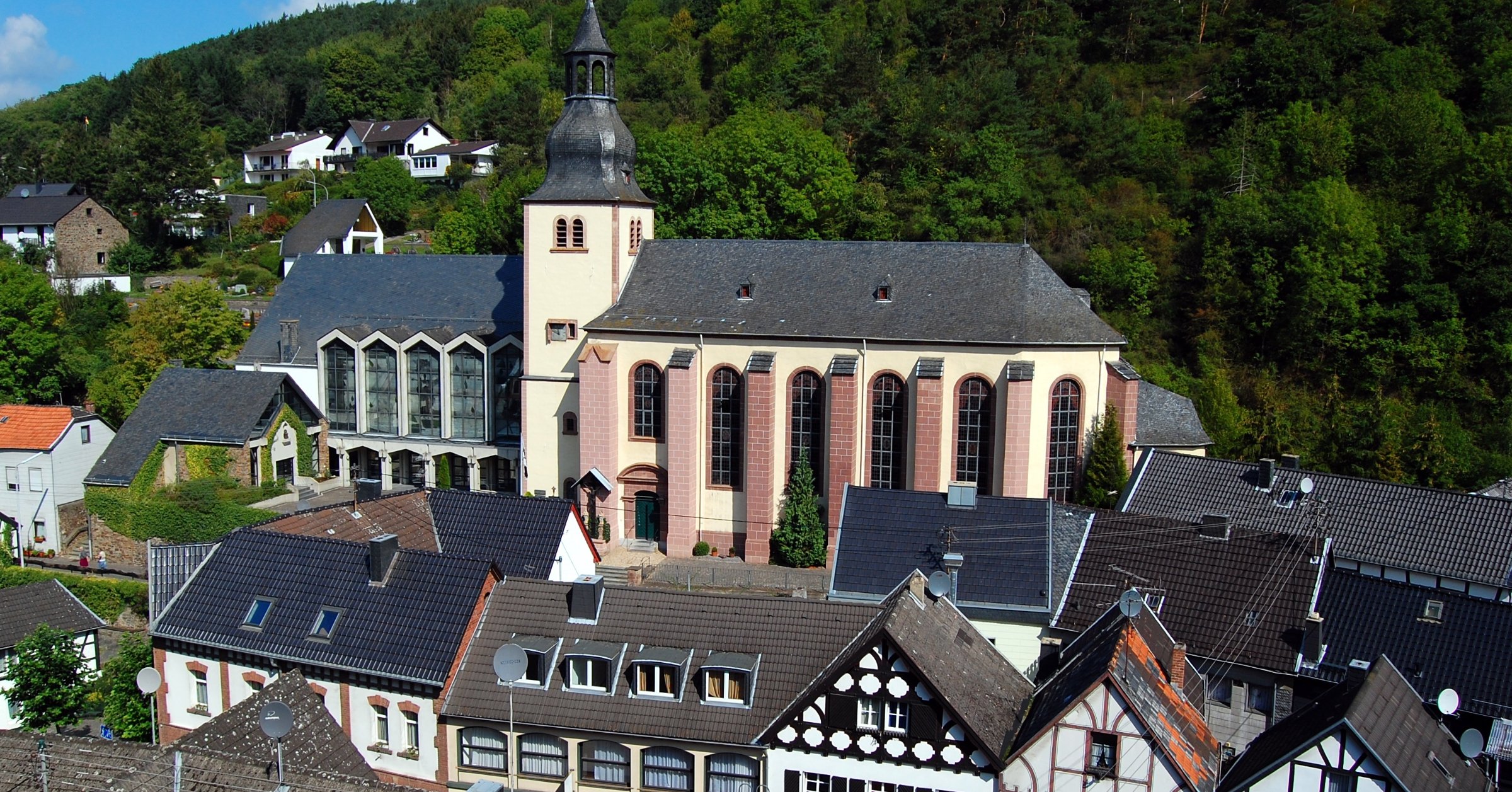 Heimbach Wallfahrt Rott | Gemeinden St. Hubertus Roetgen & St. Antonius Rott